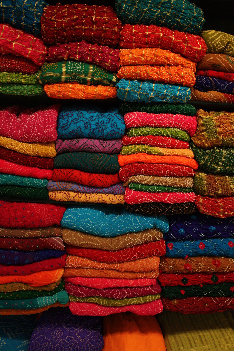 The Artistry of Bandhani: A Tale of Sarees and Lehengas – Ville Fashions