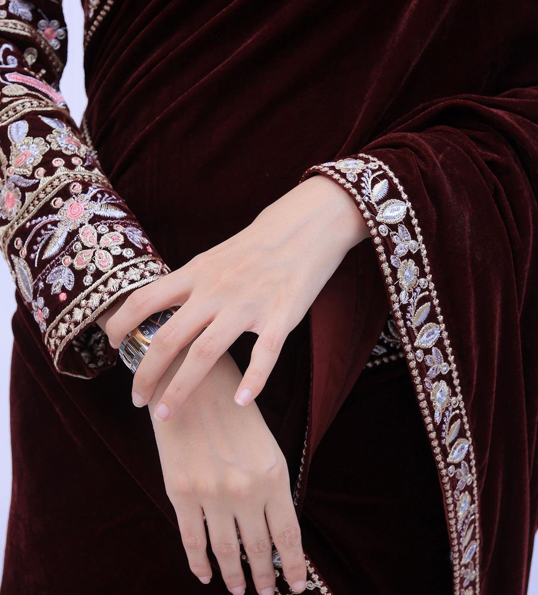 Maroon Velvet Saree for wedding – Ville Fashions